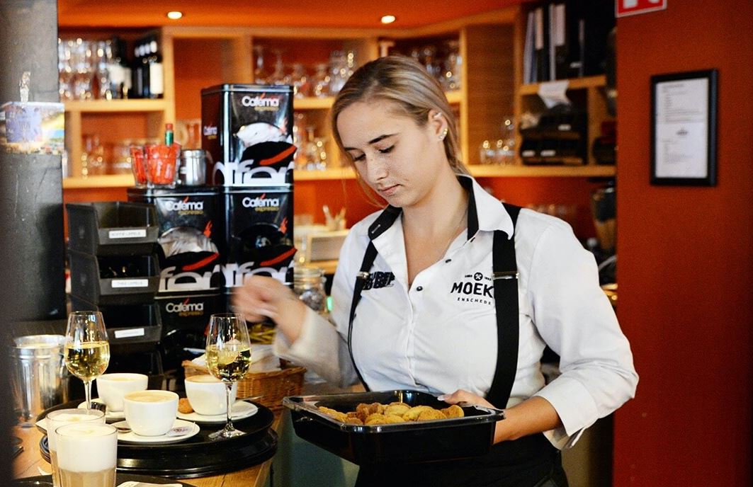 Feel Good Friday: zelfs de horeca begint nu weer te werven... - Werf&