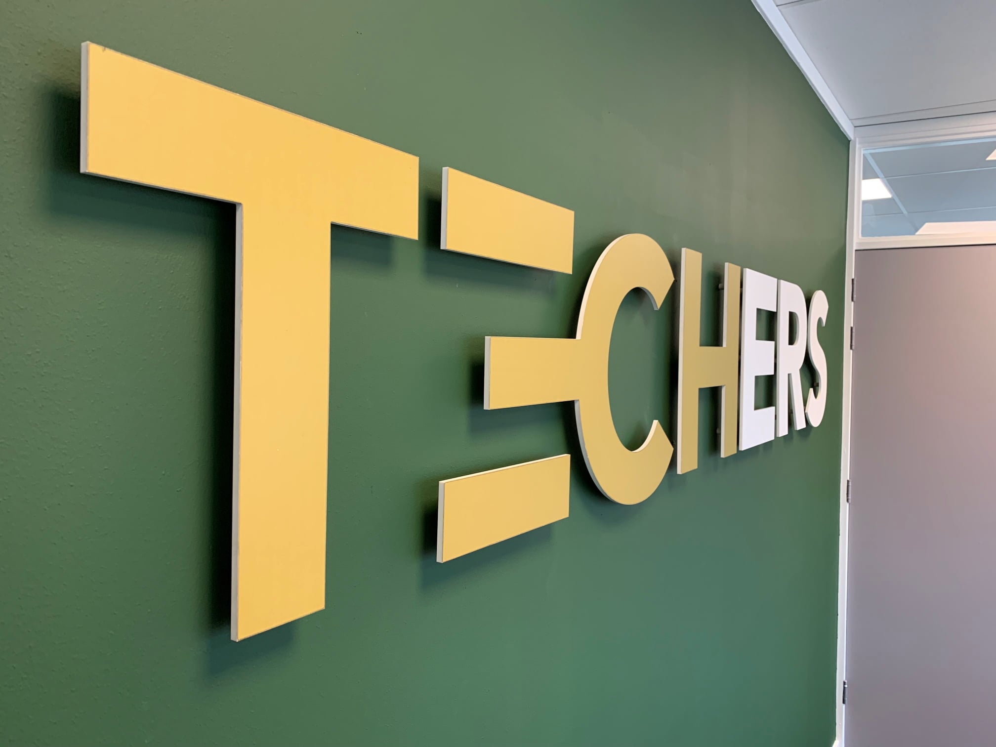 Bemiddelaar Bouwpeople voortaan verder onder de naam: Techers - Werf&